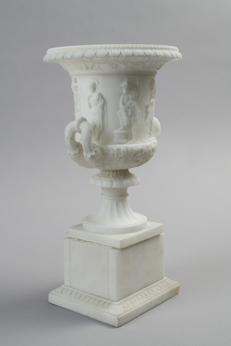 A Pair of Reduced Versions of the Medici Vase | Art UK