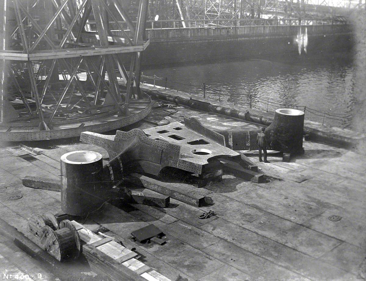 Boss arms casting on deck of 200 ton floating crane | Art UK