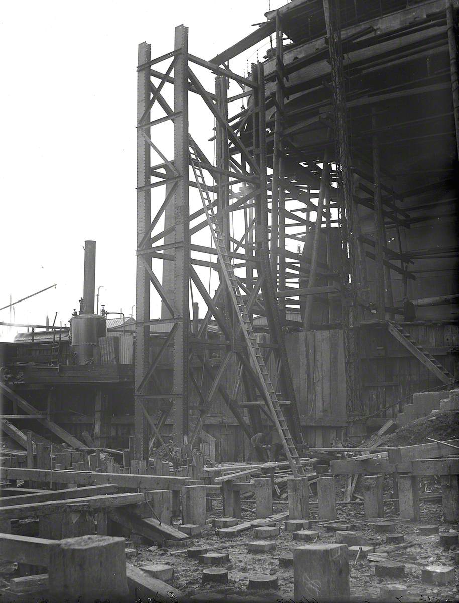 Reconstruction of North Yard slips 2 and 3 and erection of Arrol gantry ...