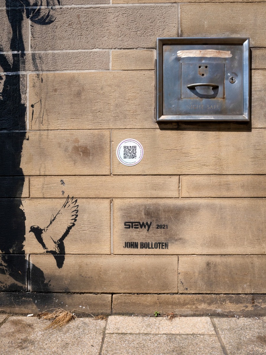 Barry Roots aka 'Bird Man' | Art UK