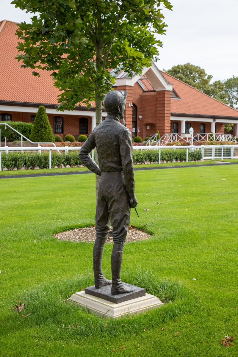 Lester Piggott (b.1935) | Art UK