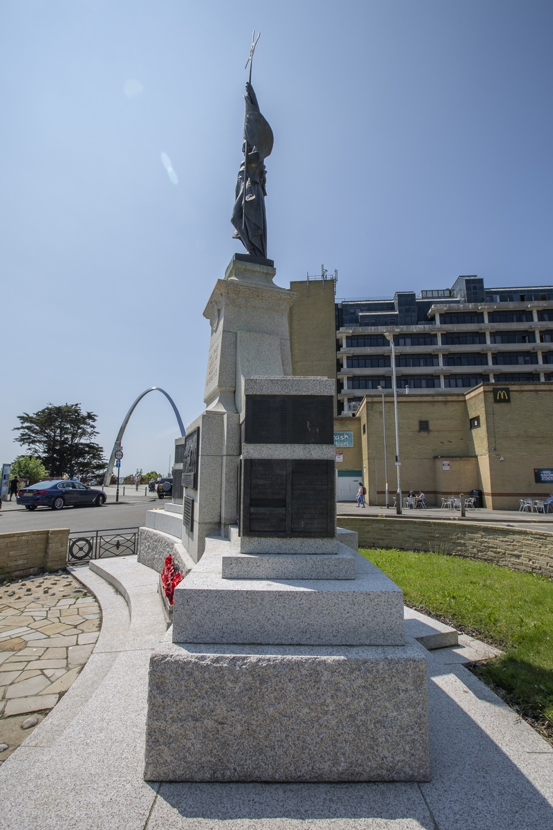 Folkestone War Memorial | Art UK