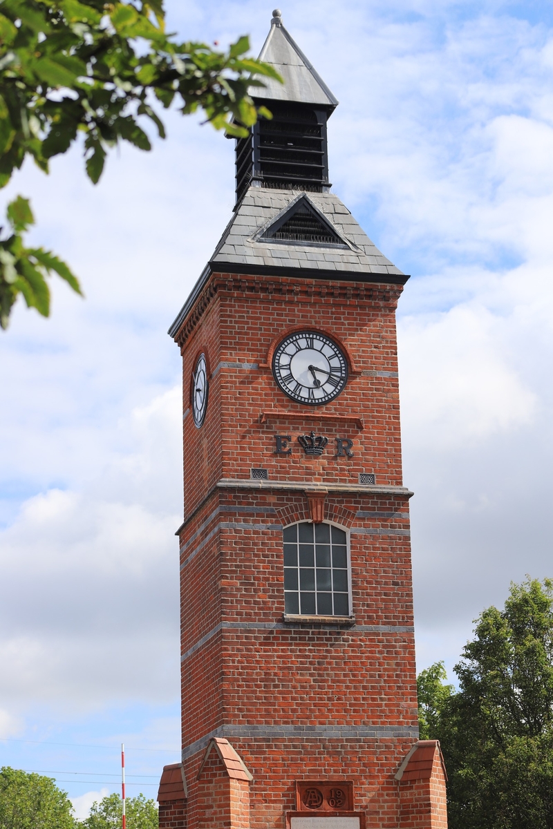 Crayford Clock Tower | Art UK