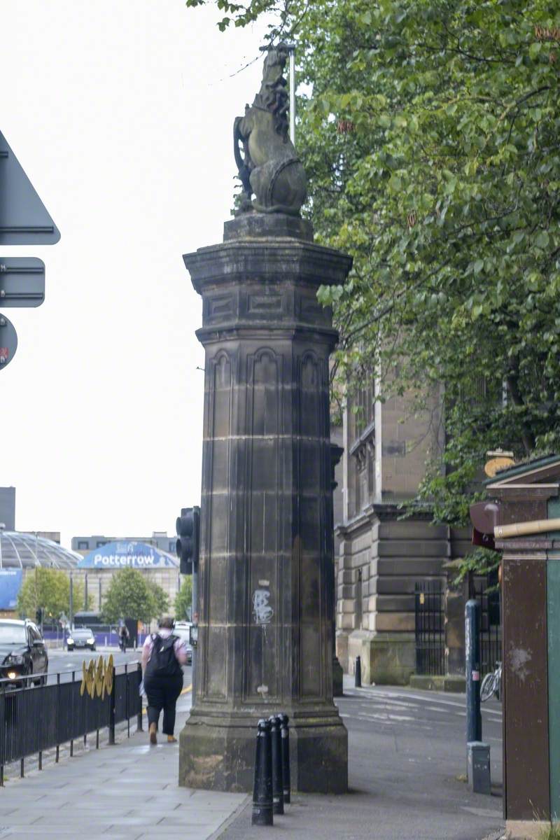 Meadows Gate Piers (north) | Art UK