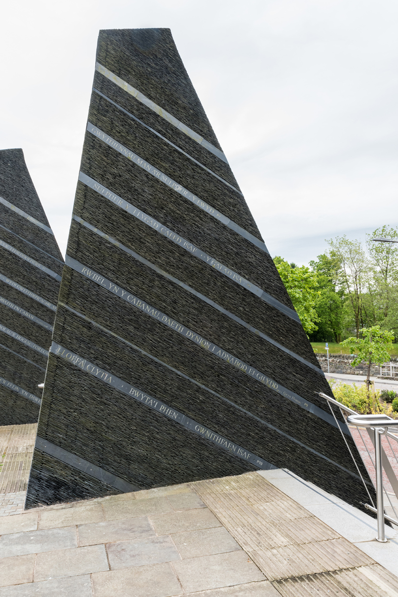 Slate Pillars | Art UK