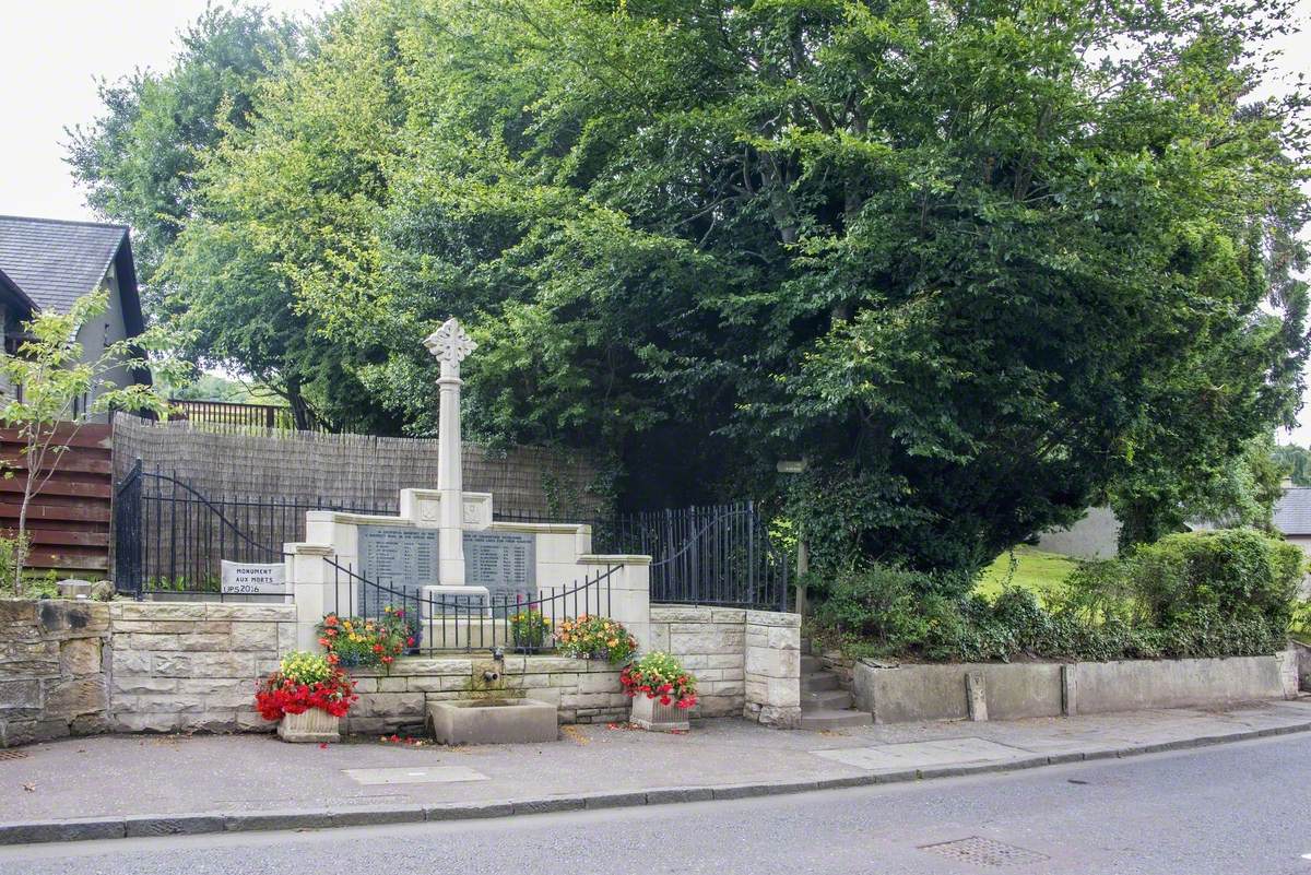 Crossford, Hazelbank and District War Memorial | Art UK