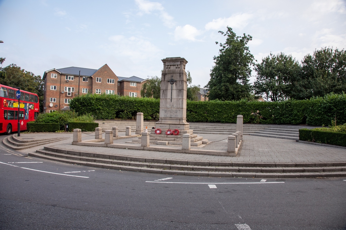 Edmonton Memorial | Art UK