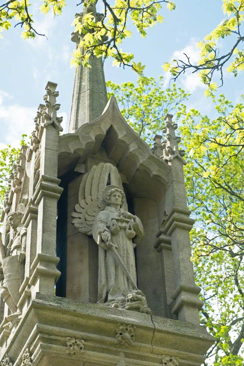 Remembrance Monument, Grantham | Art UK