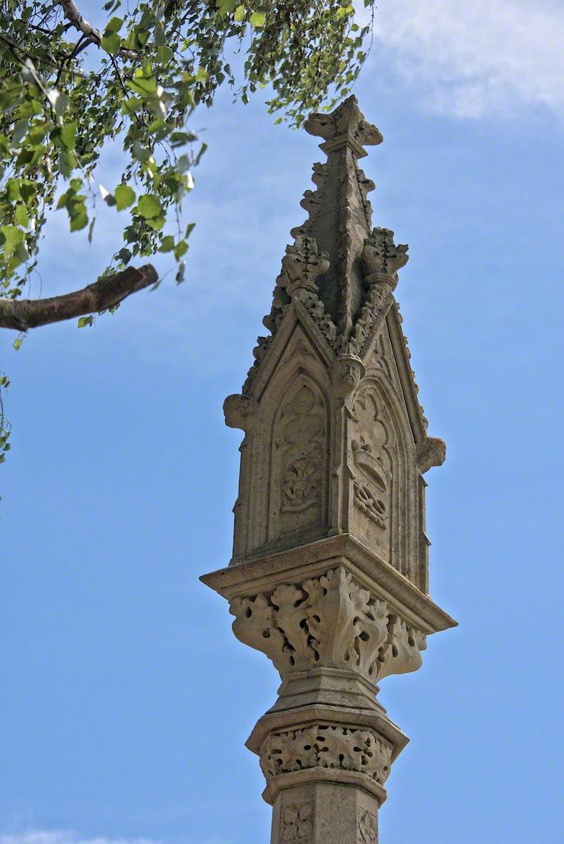 Chesham Monument | Art UK