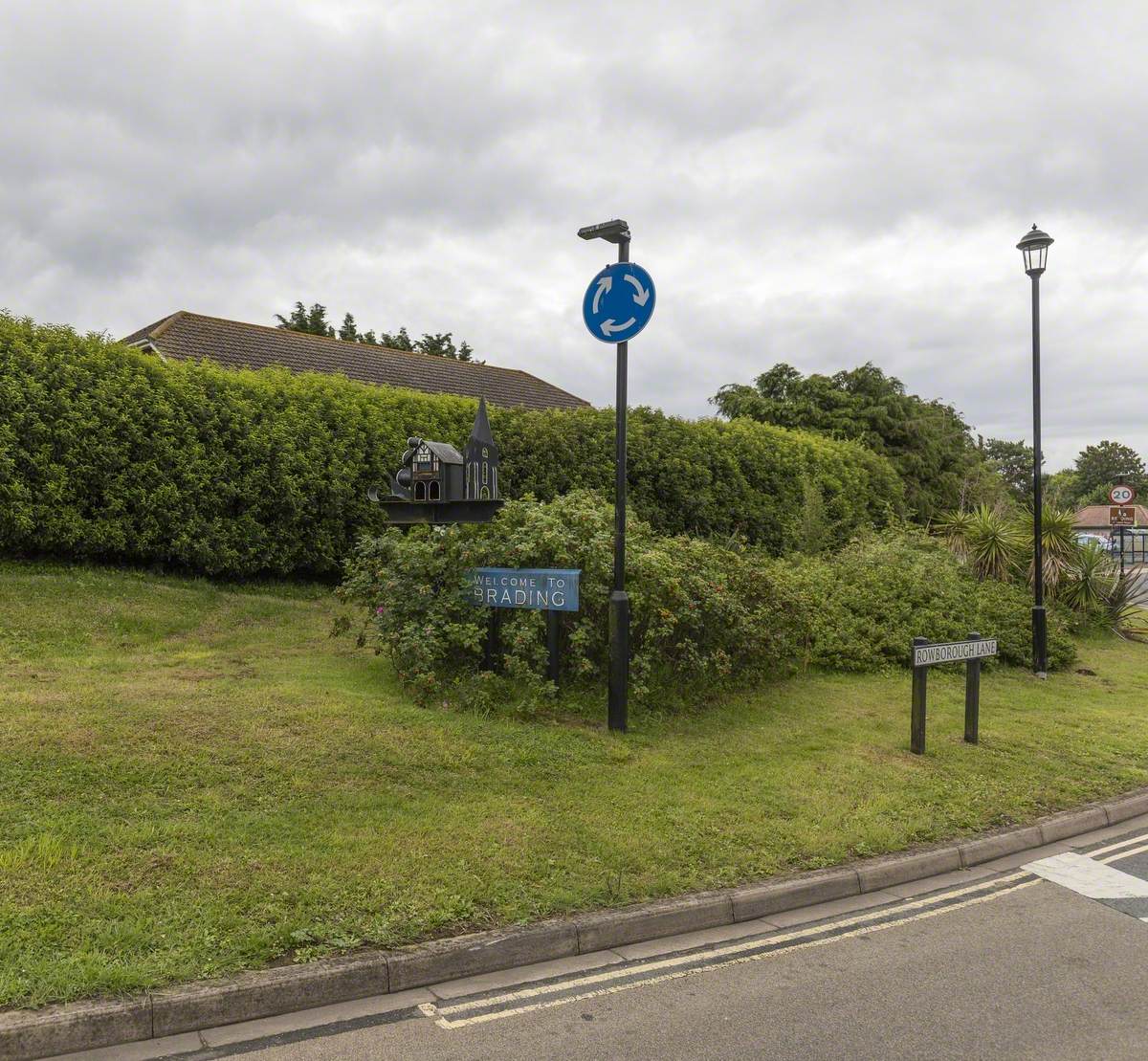 Brading Village Sign | Art UK