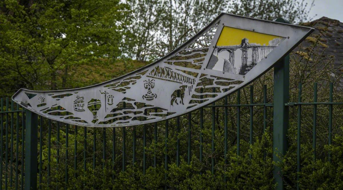 Stable Yard Panels and Gate Piers | Art UK