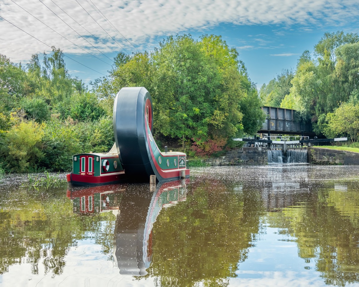 The Looping Boat | Art UK