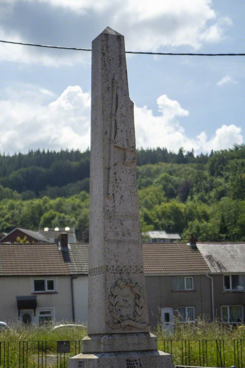 Resolven War Memorial | Art UK