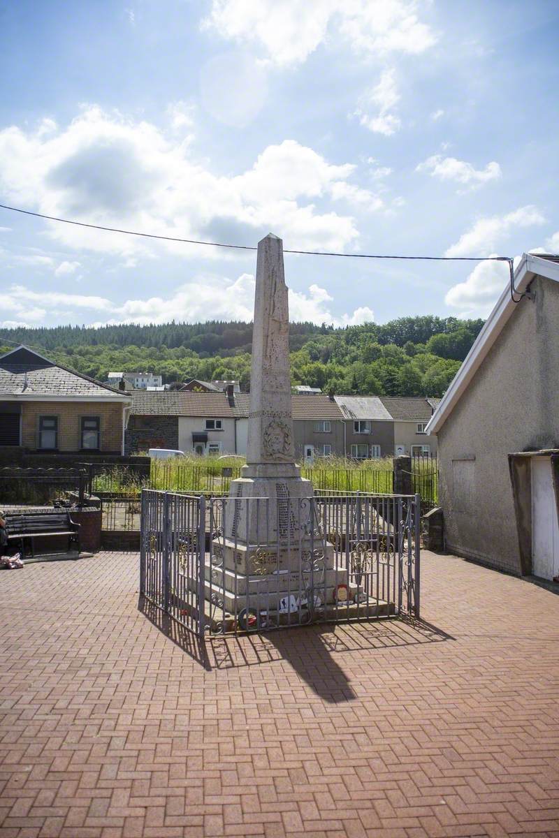 Resolven War Memorial | Art UK