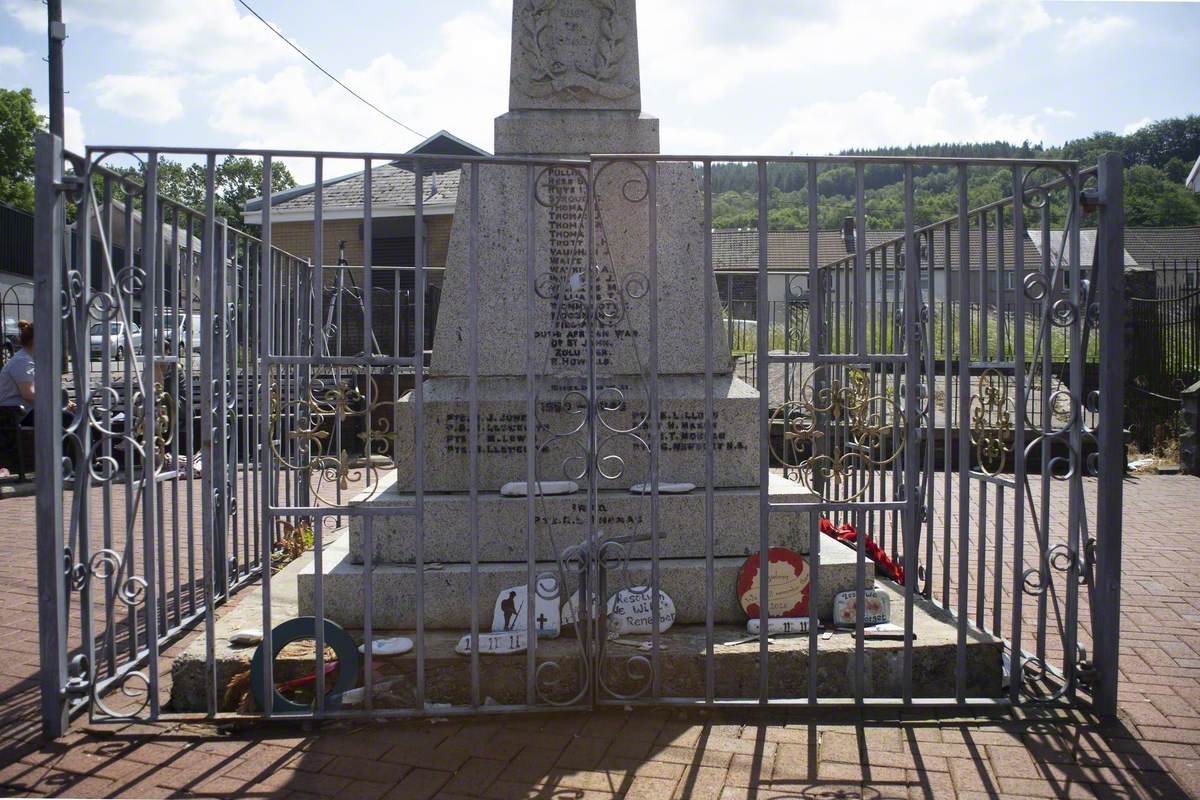 Resolven War Memorial | Art UK