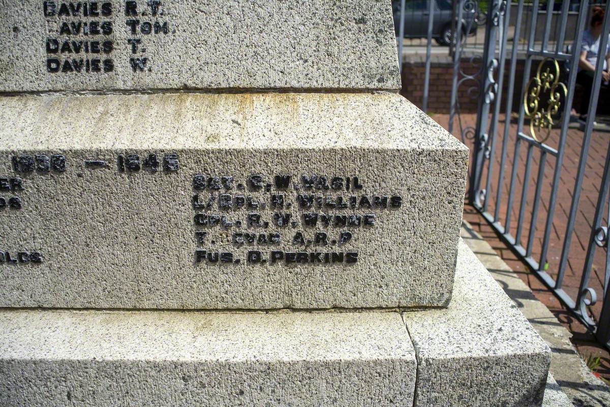 Resolven War Memorial | Art UK