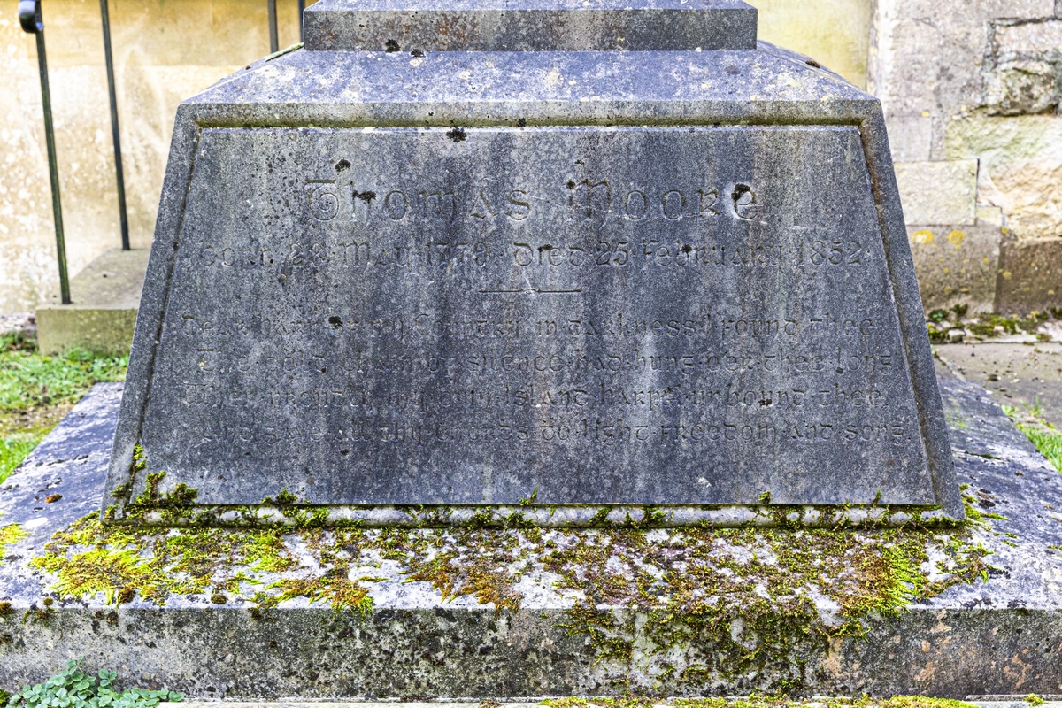 Memorial to Thomas Moore (1779–1852) | Art UK