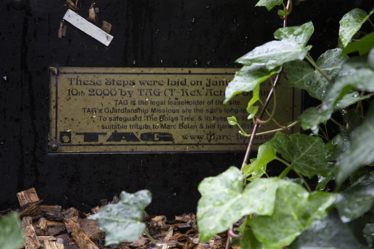 Bolan's Rock Shrine (Marc Bolan Memorial) | Art UK