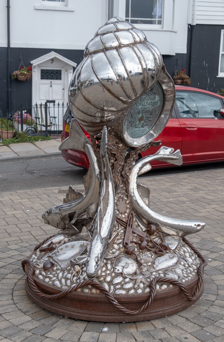 Winkle Club Statue | Art UK