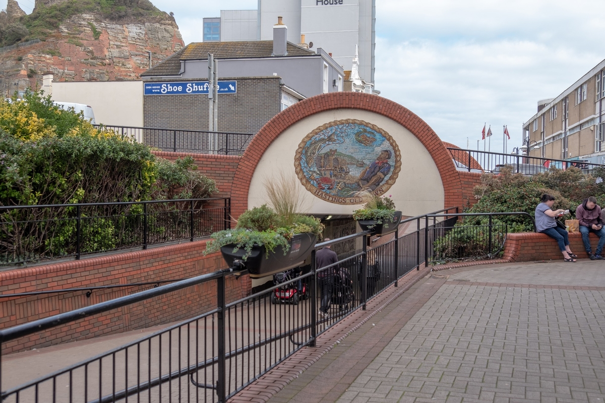 Hastings Underpass Mosaics | Art UK