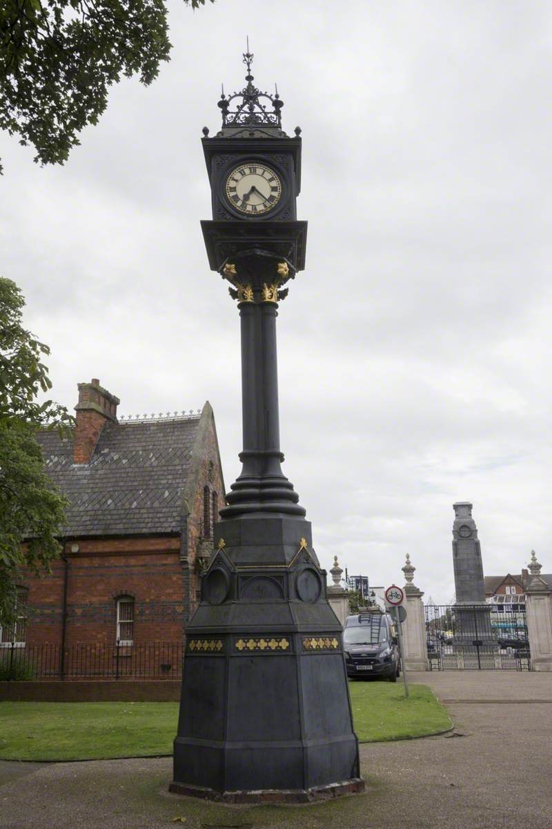 Memorial Clock | Art UK