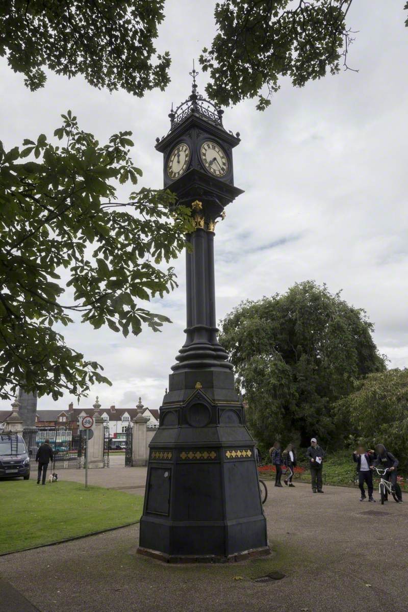 Memorial Clock | Art UK