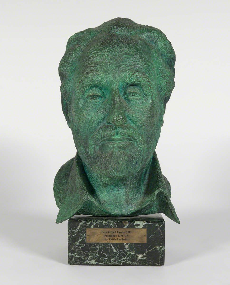 Eric Alfred Lyons (1912–1980), President of the Royal Institute of ...